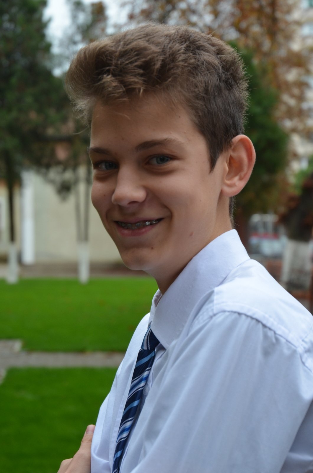 Votați MISS și MISTER Q Boboc de la Colegiul Național Votați MISS și MISTER Q Boboc de la Colegiul Național